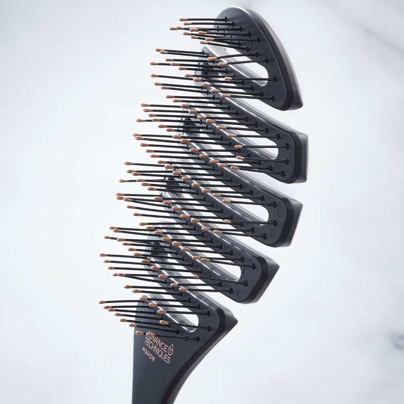 Advance Techniques | Pro Detangling Brush | Haircare | AVON UK