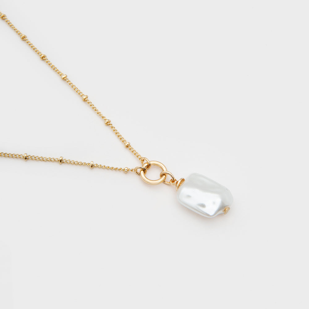 Gigi Faux-Pearl Necklace | Jewellery | Avon UK